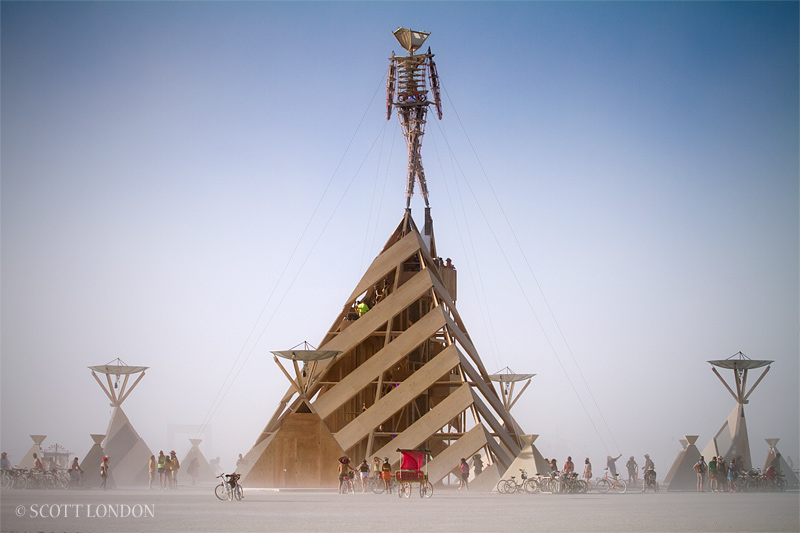 Burning Man 2011 - Zen Garage