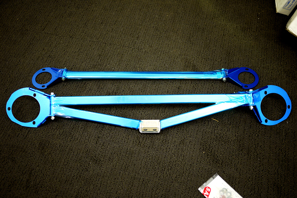 EVO IX gets some bracing - Zen Garage