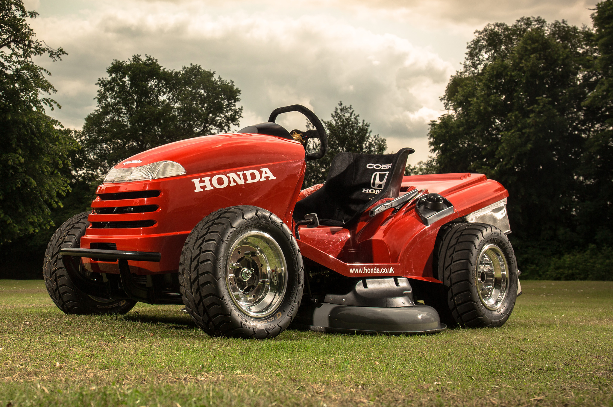Honda's Mean Mower - Zen Garage