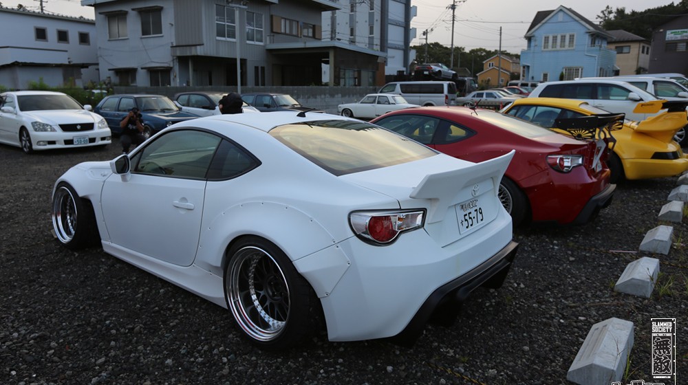 Slammed Society & Hellaflush Japan 2013 - Zen Garage