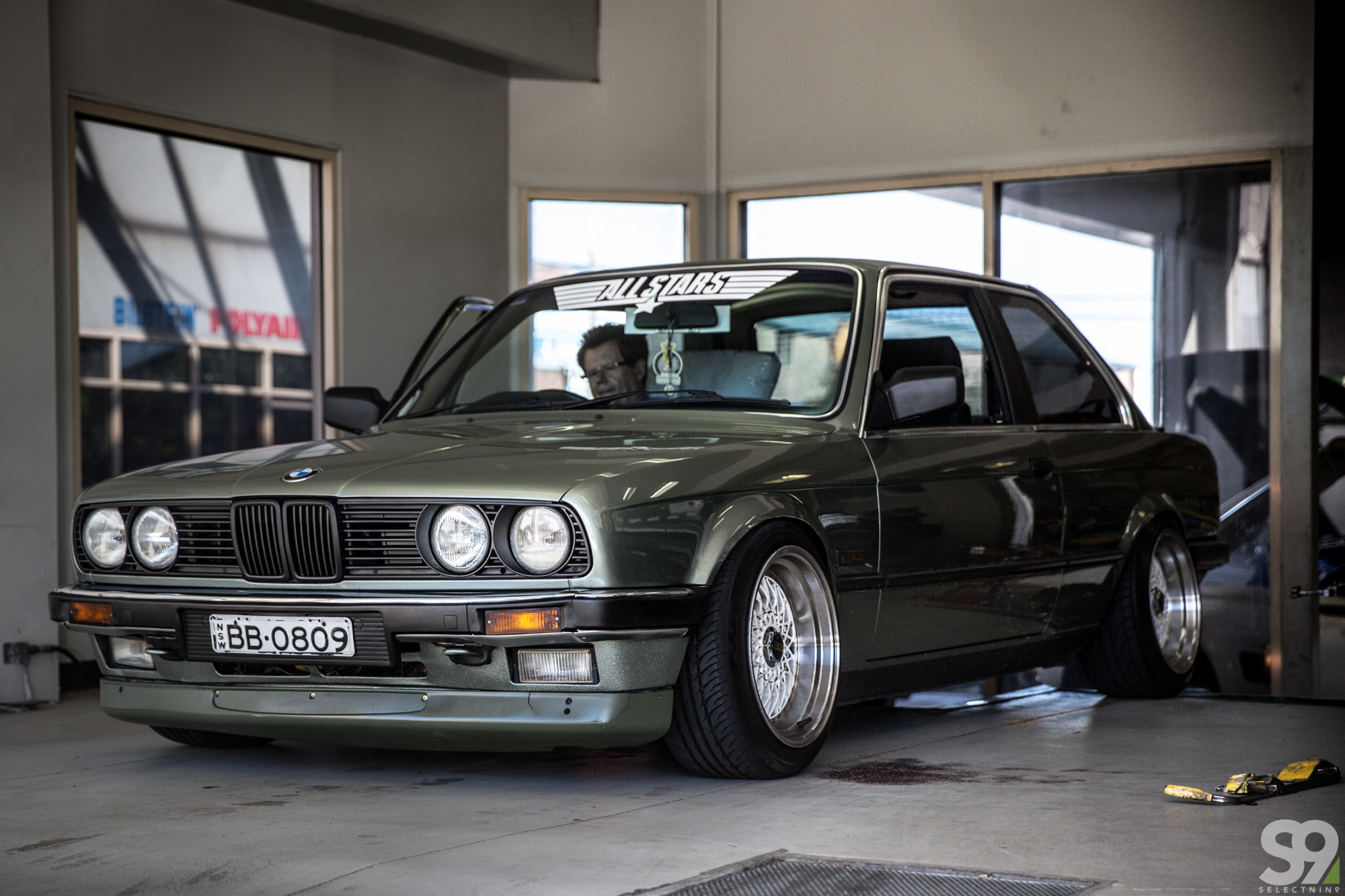 Rob's E30 visits Heasman Steering - Zen Garage
